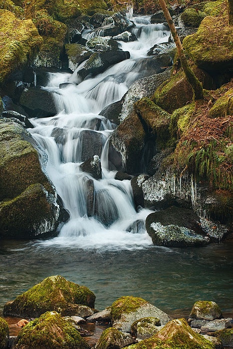 Devon Waterfall in the winter ice | Black Rock Waterfall